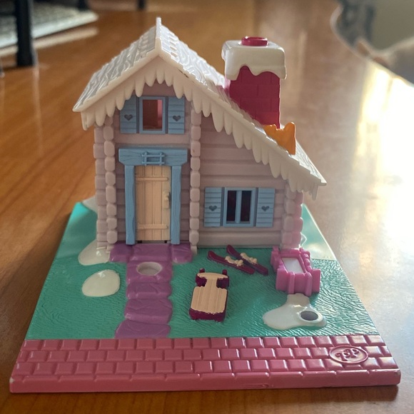 Blue Bird | Toys | Vintage Polly Pocket Colorado Snow Cabin | Poshmark